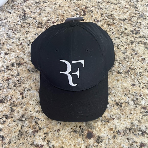 Uniqlo | Accessories | Nwt Mens Roger Federer Black Uniqlo Tennis Hat ...